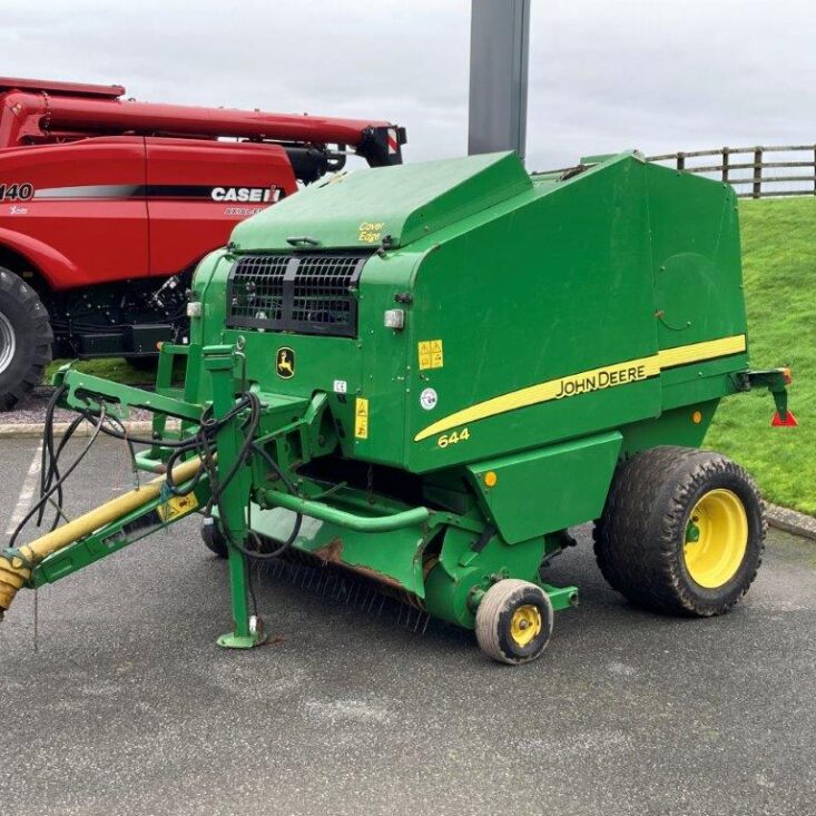 John Deere 644 Round Baler - CornthwaiteCornthwaite